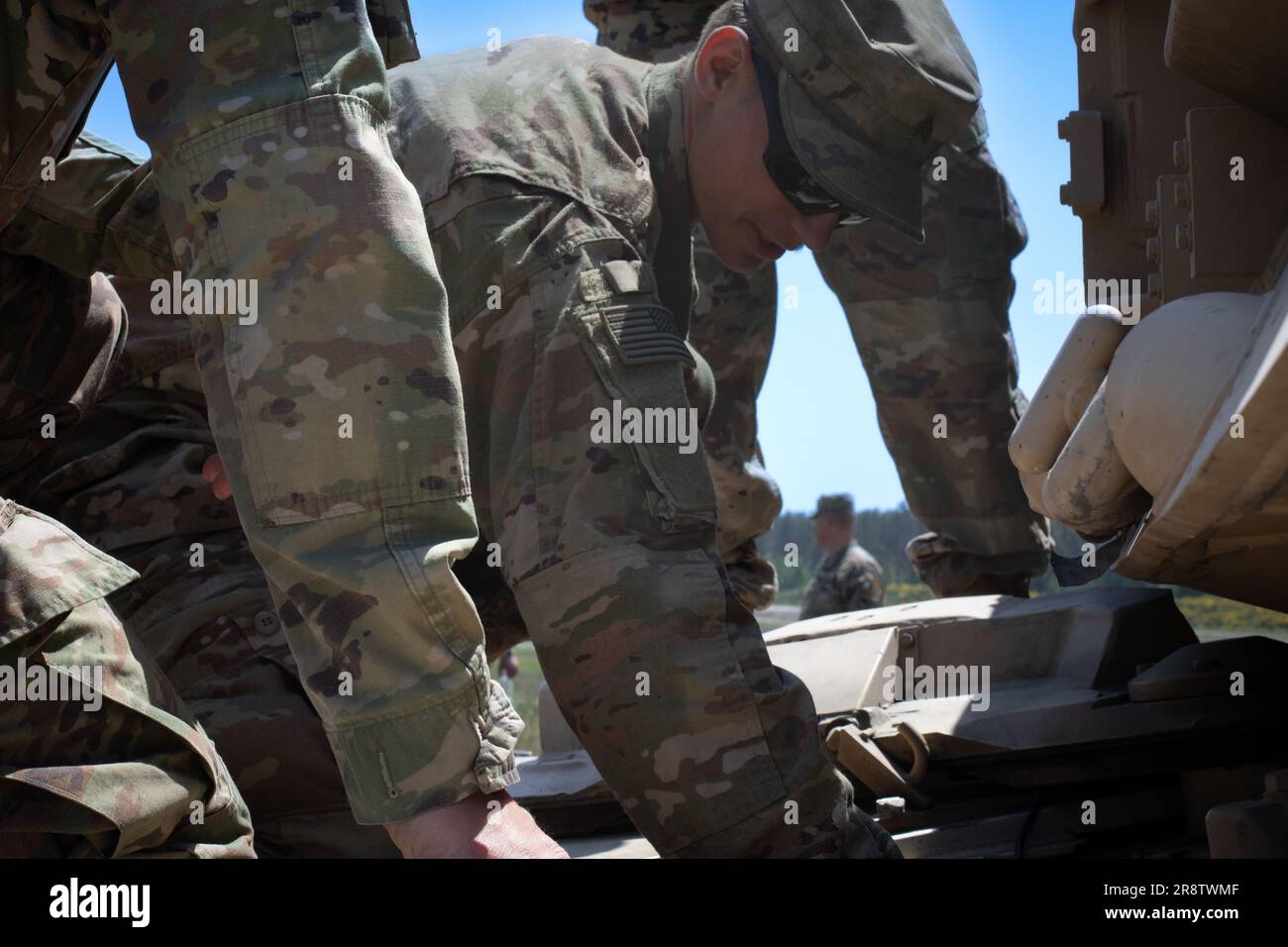 A Soldier with 1st Battalion, 63rd Armor Regiment conducts an M1A2 ...