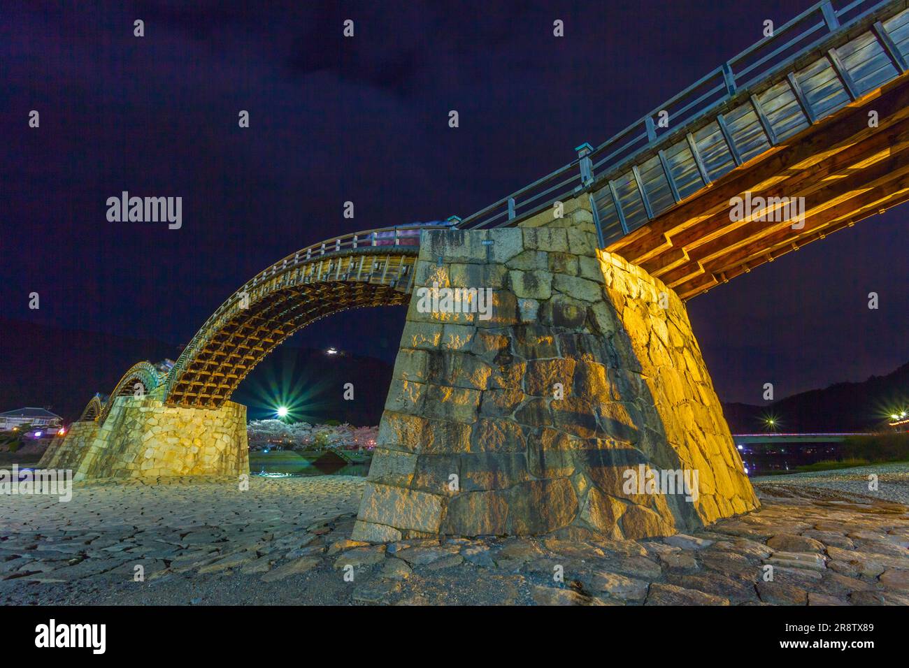 Night view of Kintai-bashi Bridge Stock Photo - Alamy