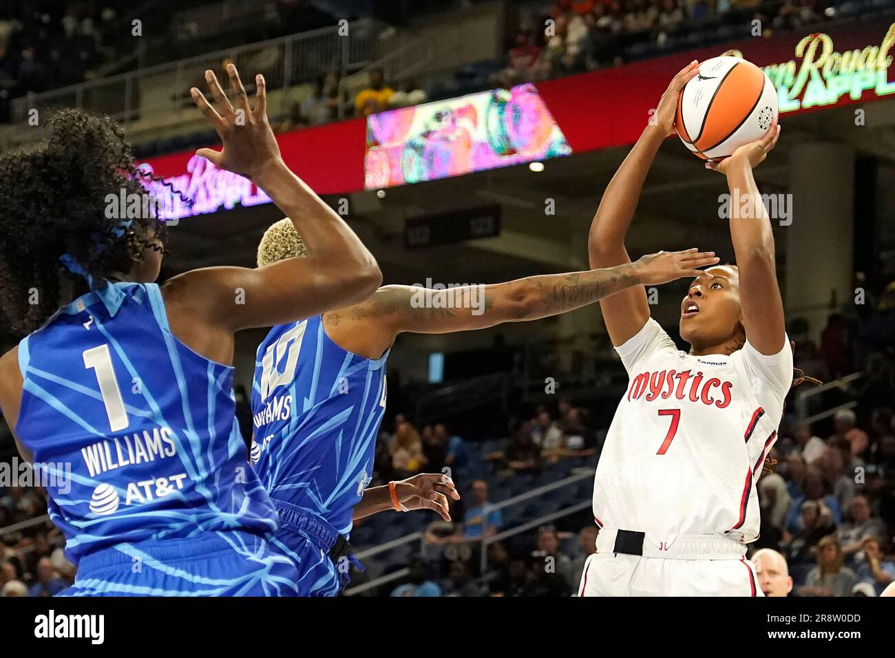 Washington Mystics' Ariel Atkins shoots over Chicago Sky's Courtney ...