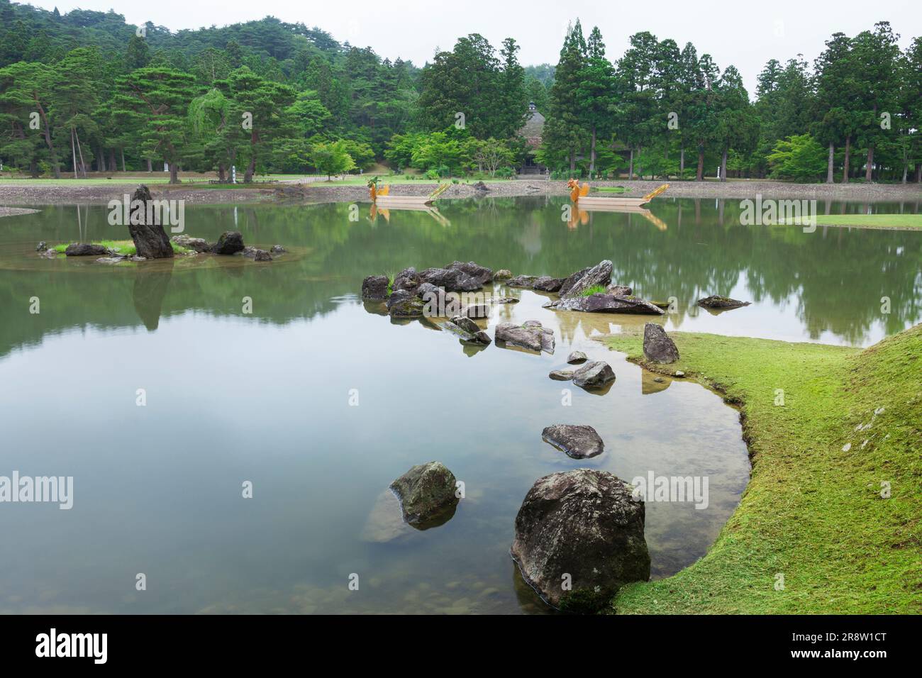 Pure Land Garden at Motsu-ji Temple Stock Photo - Alamy