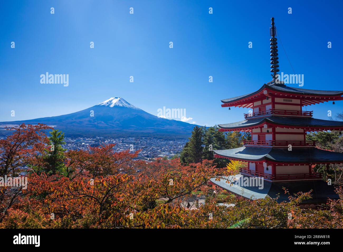 Shrine in shizuoka hi-res stock photography and images - Alamy
