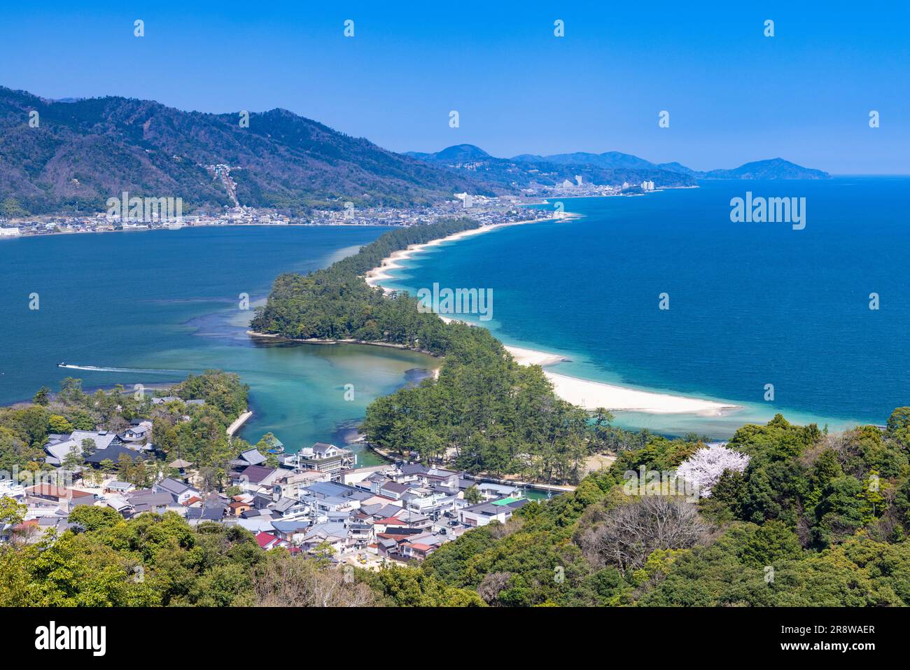 Kyoto landscape spring hi-res stock photography and images - Alamy
