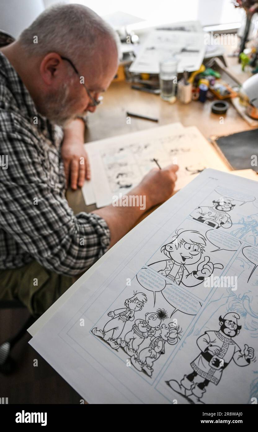 Berlin, Germany. 15th June, 2023. Draughtsman Andreas Pasda is working ...