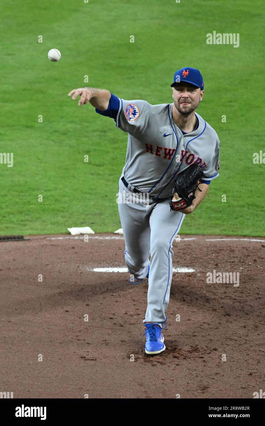 New York Mets starting pitcher TYLOR MEBILL (38) in the bottom of the ...