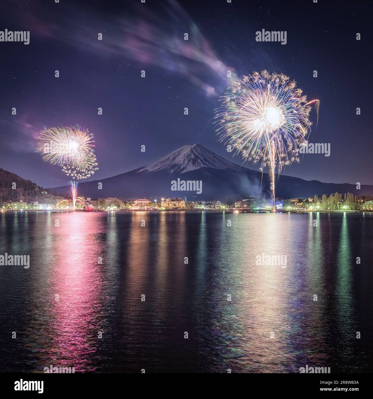 winter fireworks, Mount Fuji and Lake Kawaguchi Stock Photo - Alamy