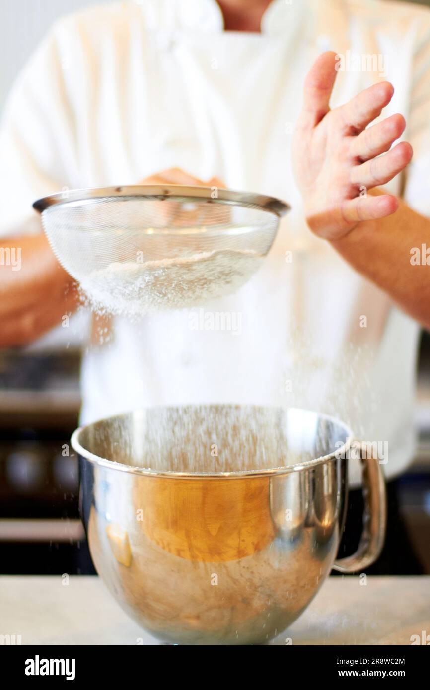 Sifting process hi-res stock photography and images - Alamy