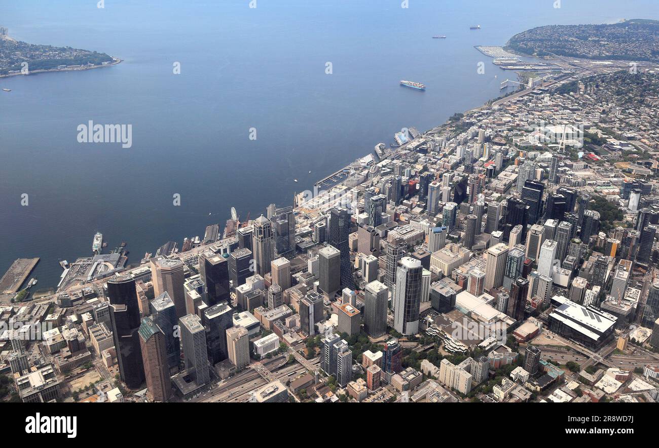 Ferry over puget sound hi-res stock photography and images - Alamy