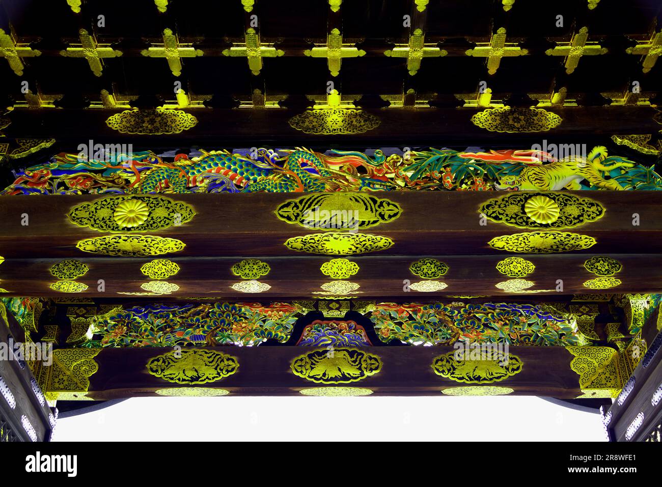 Main building nijojo castle kyoto hi-res stock photography and images ...