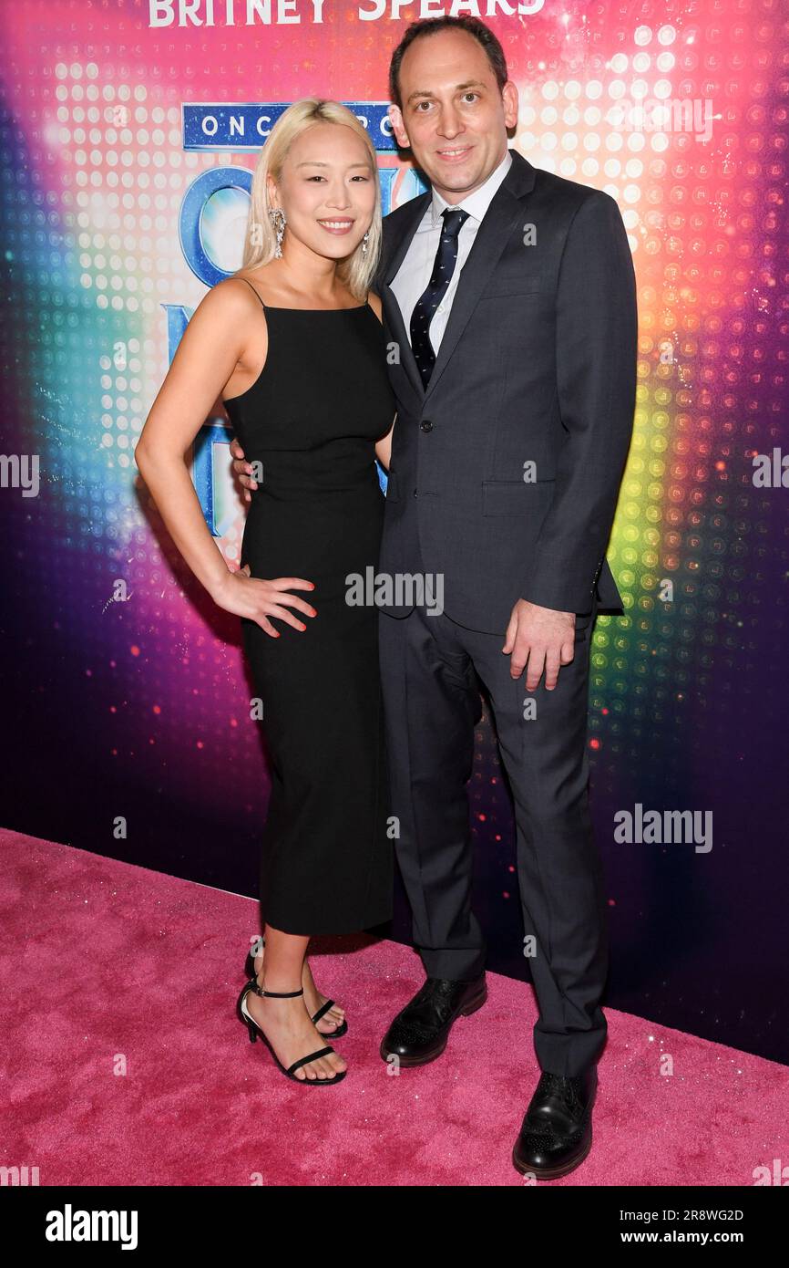 Matt stine hi-res stock photography and images - Alamy