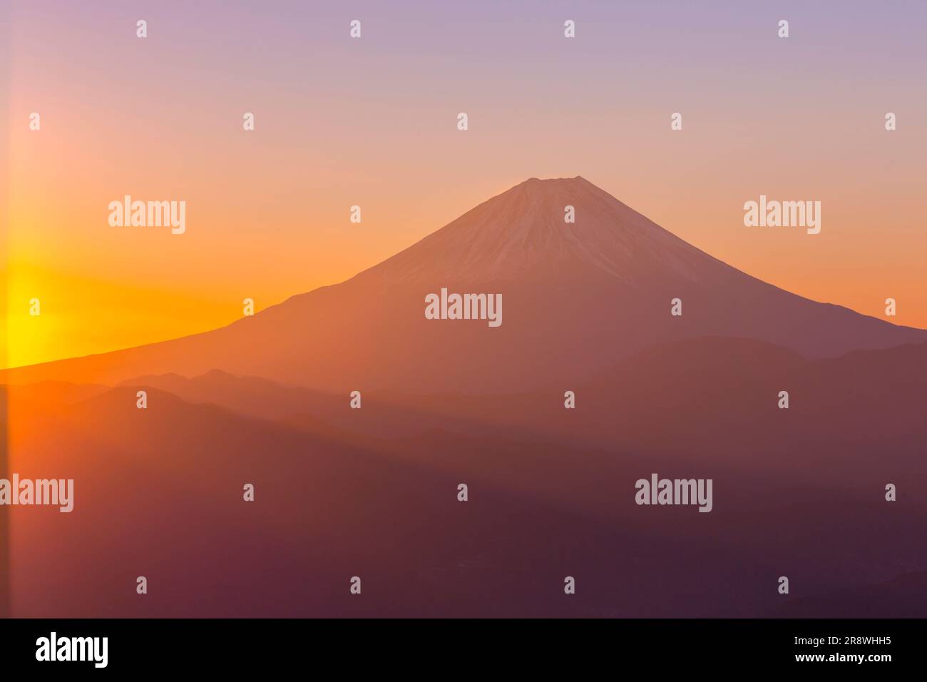 Mt Fuji Sunrise Stock Photo - Alamy
