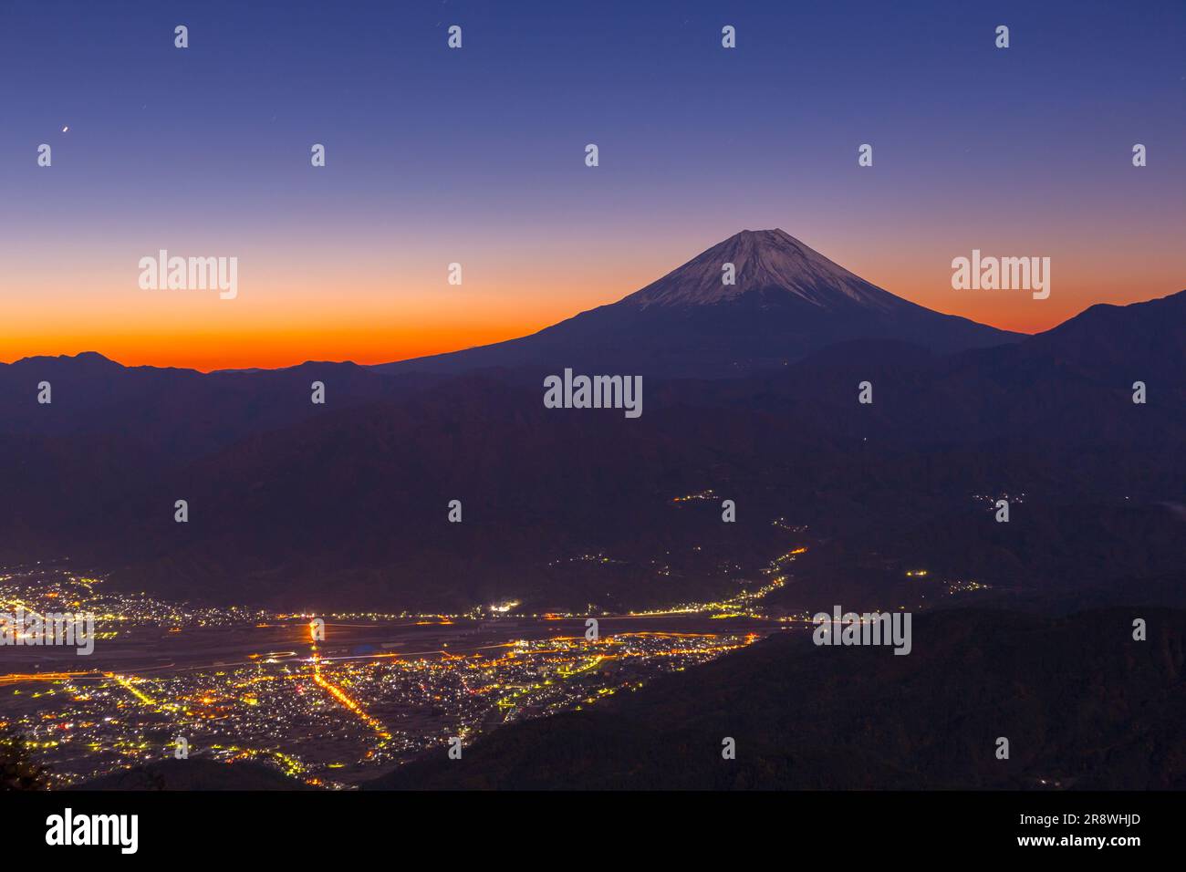 Mt Fuji Sunrise Stock Photo - Alamy