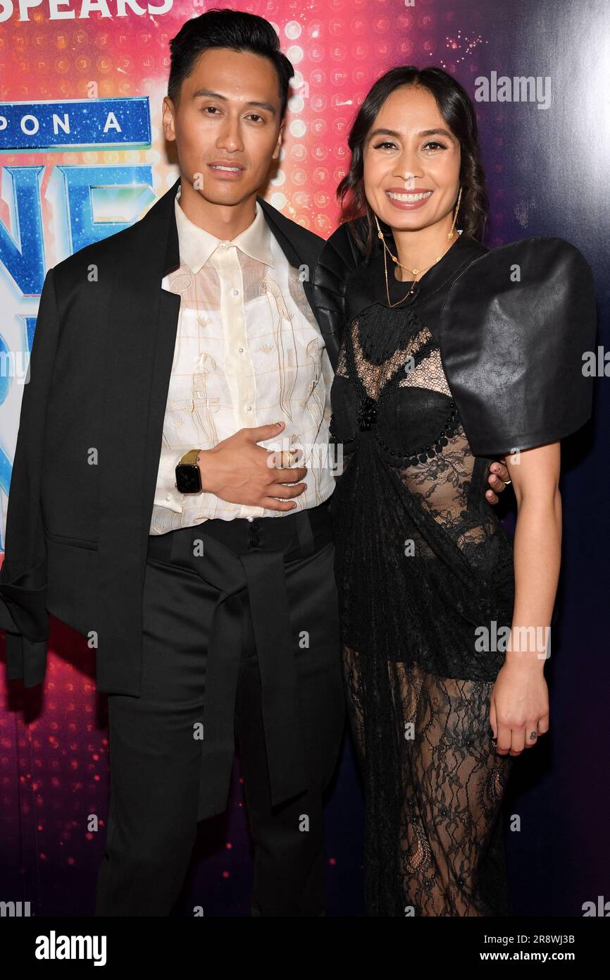 Keone and mari hi-res stock photography and images - Alamy