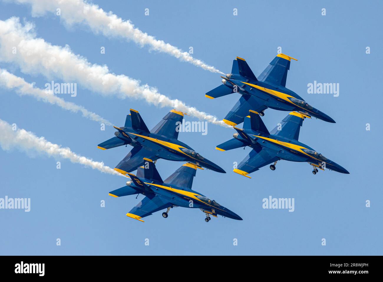 The amazing jets flying overhead Stock Photo - Alamy