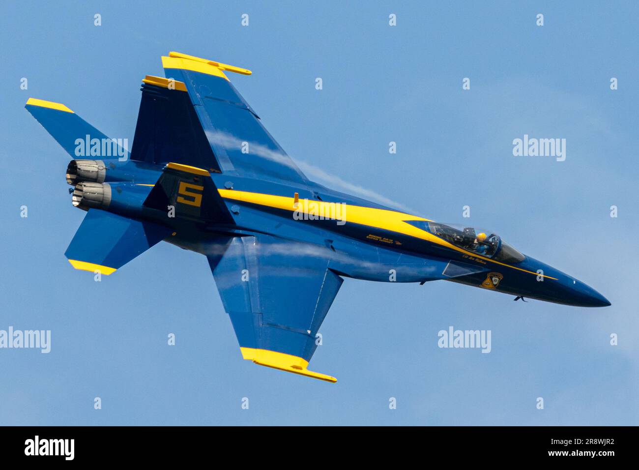 The amazing jets flying overhead Stock Photo - Alamy