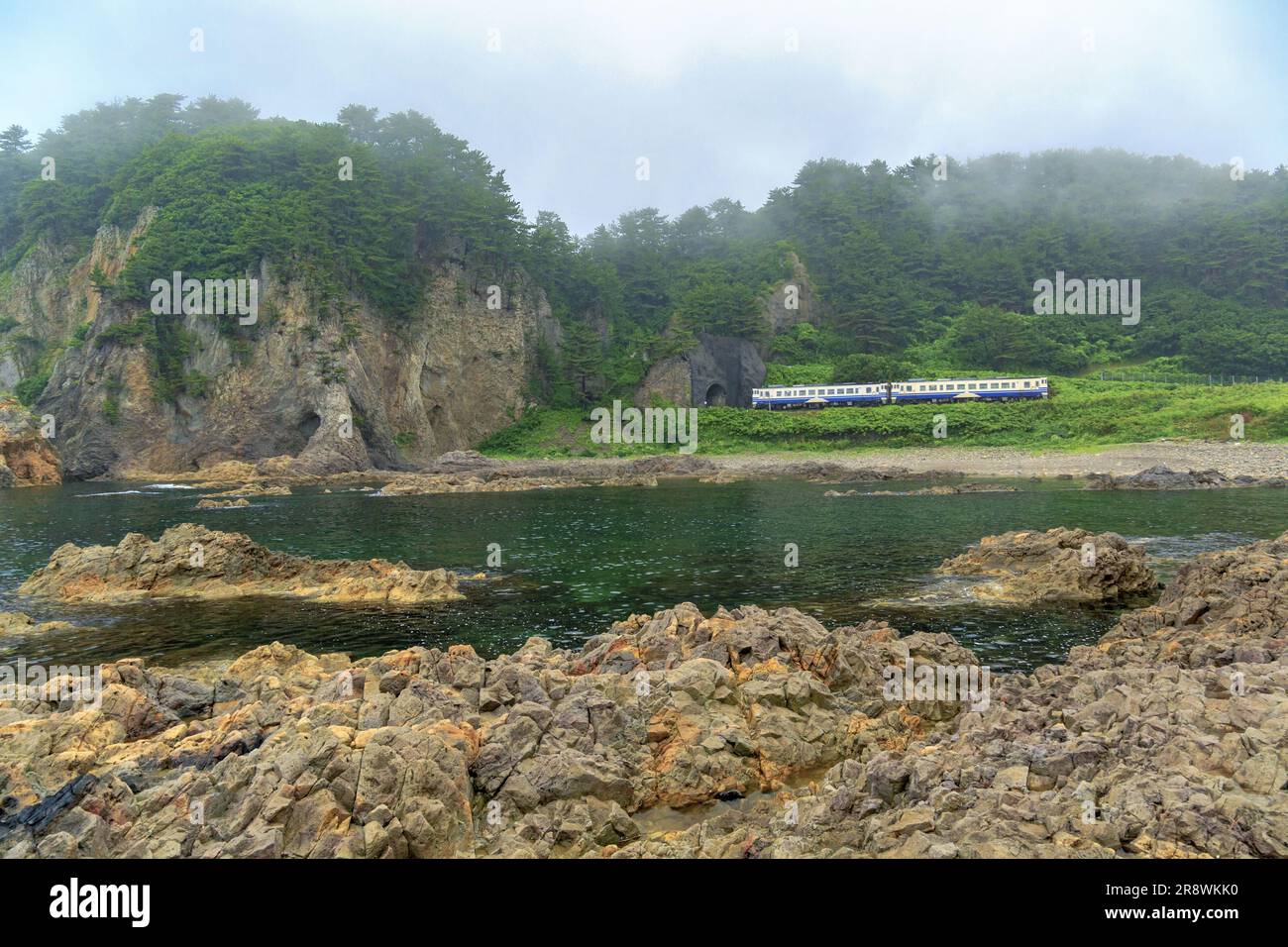Local coast line hi-res stock photography and images - Alamy