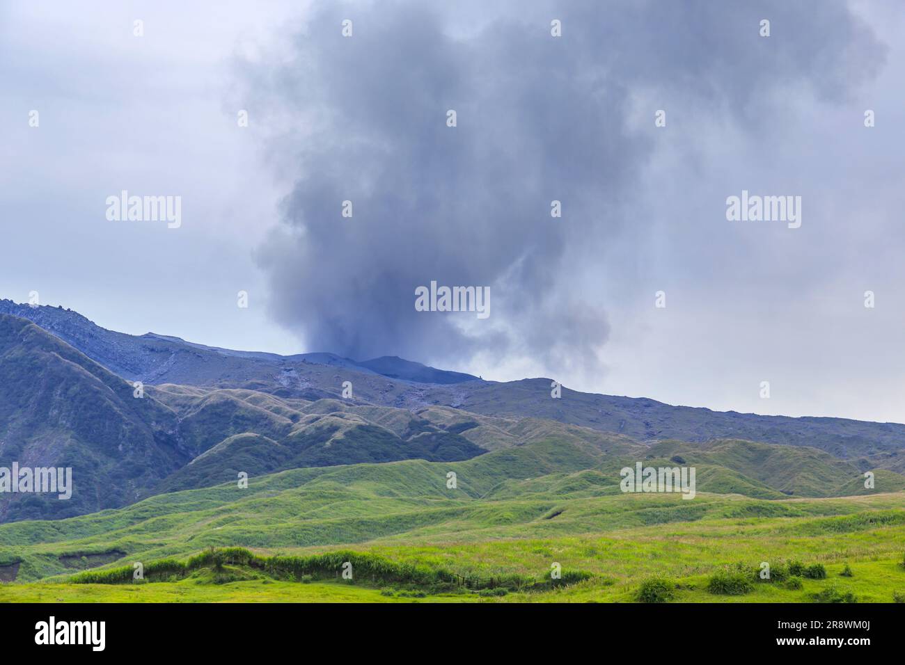 Mt aso hi-res stock photography and images - Alamy