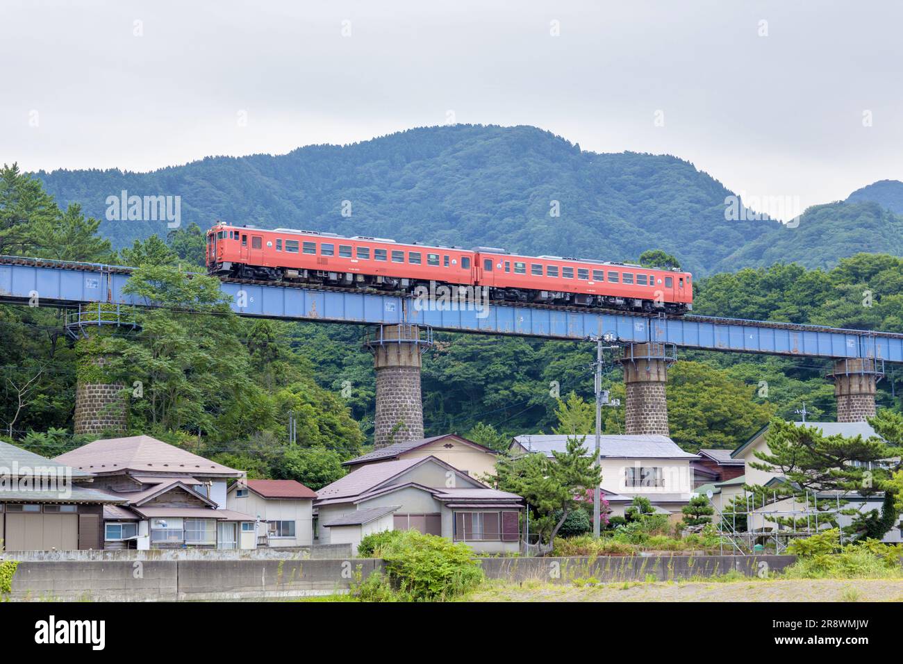 Japan gono train hi-res stock photography and images - Alamy