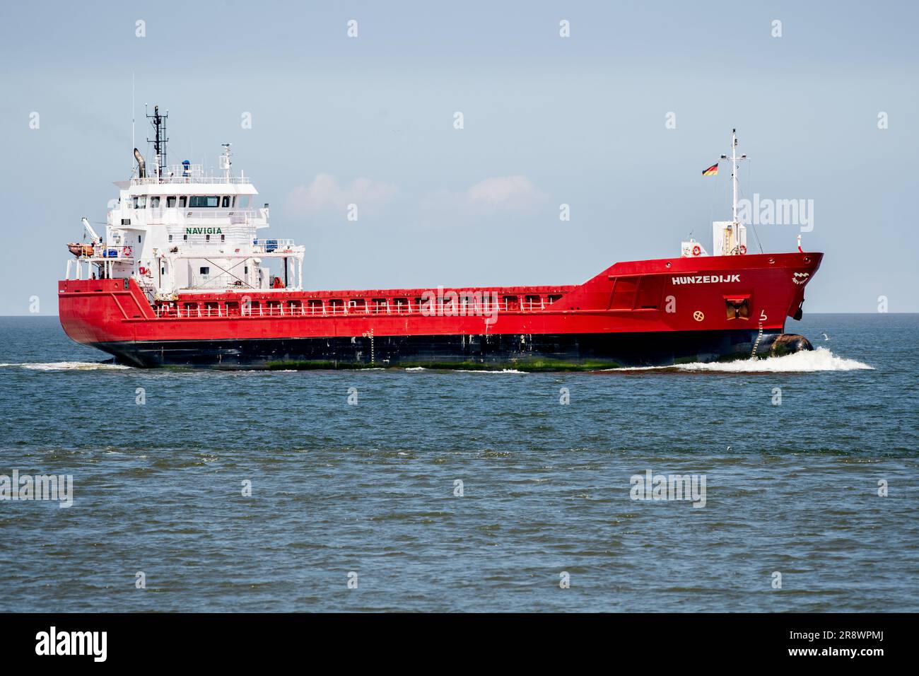 Cuxhaven, Germany. 22nd June, 2023. The Dutch cargo ship "Hunzedijk" is ...