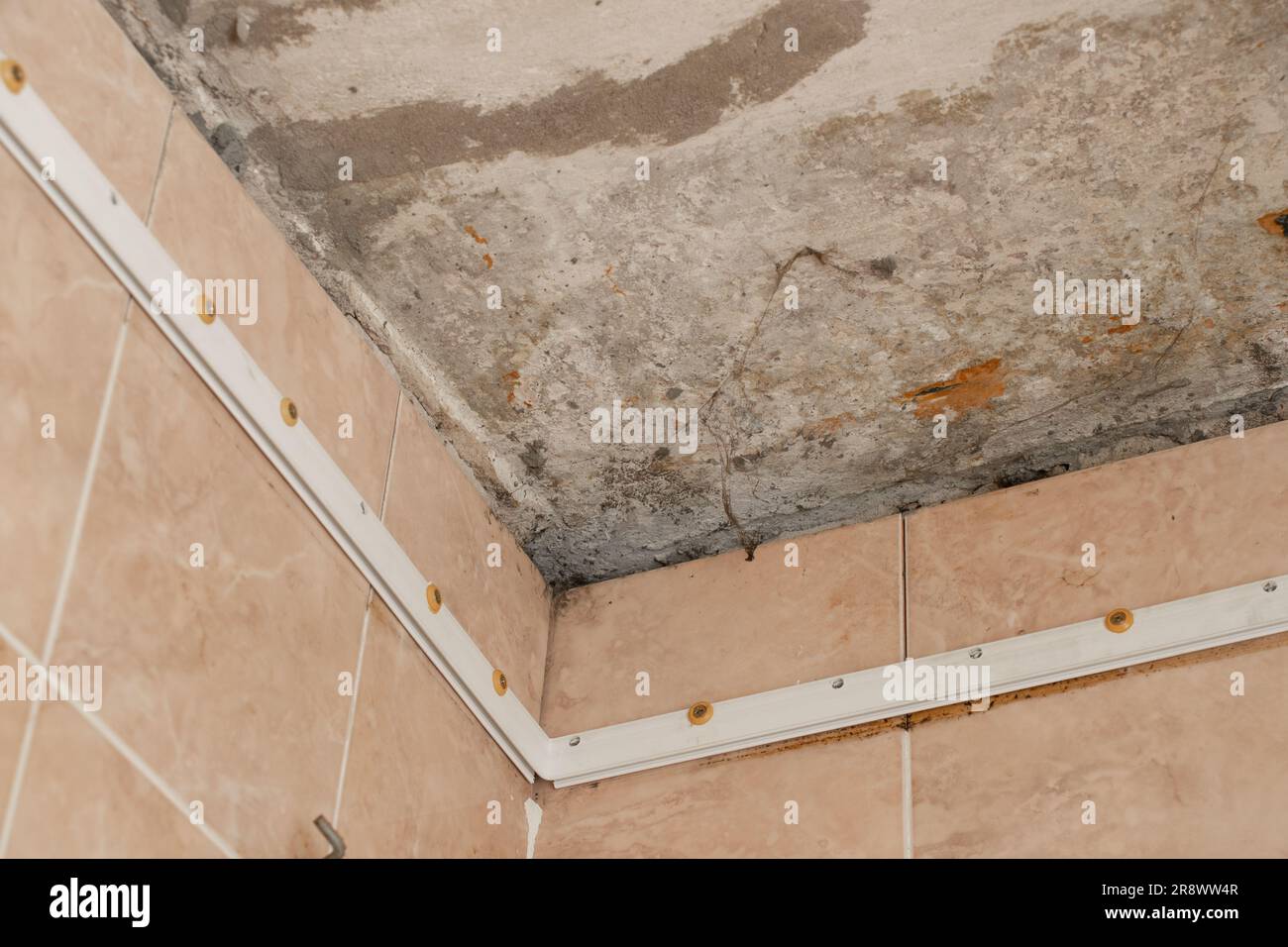 dismantling of the ceiling for renovation in the apartment, the old ...