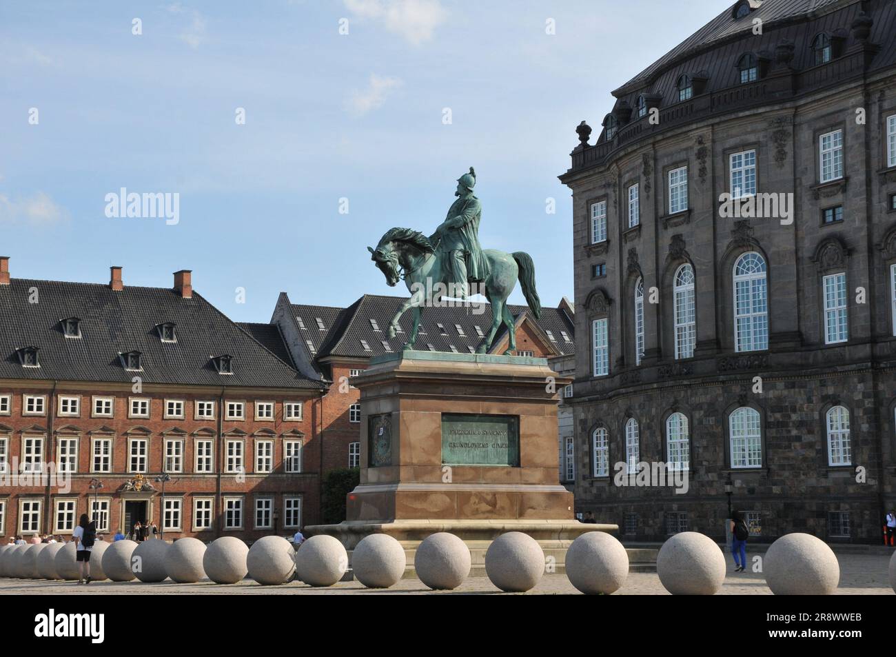 Hristiansborg castle hi-res stock photography and images - Alamy