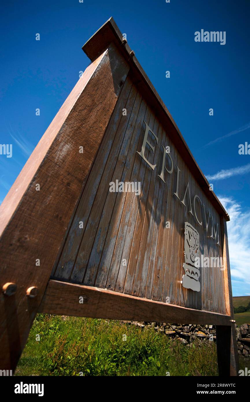 Whitley castle hi-res stock photography and images - Alamy