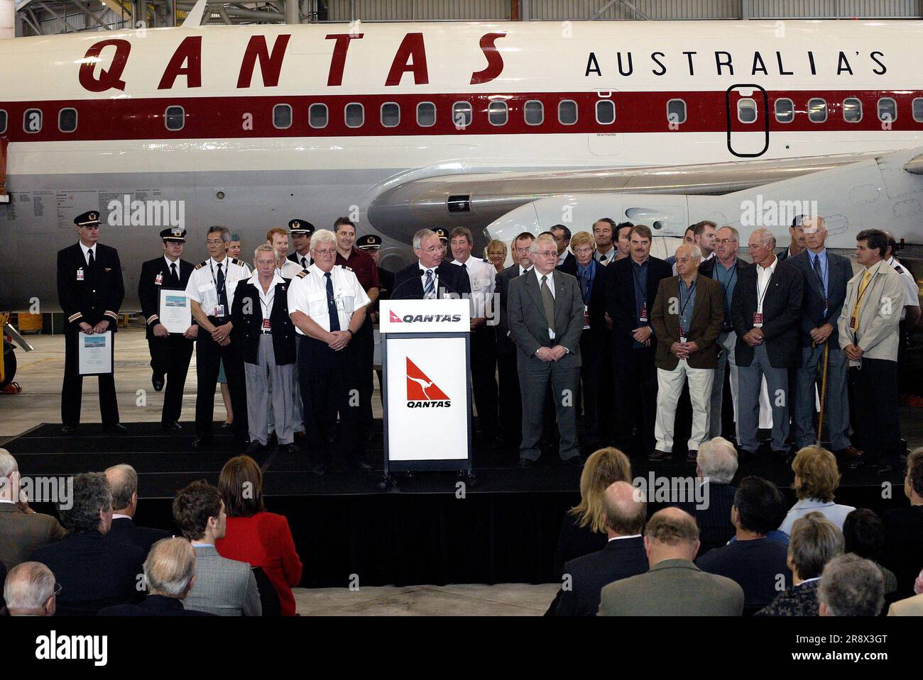 Qantas staff and crew involved in the first Qantas jet, a Boeing 707 ...