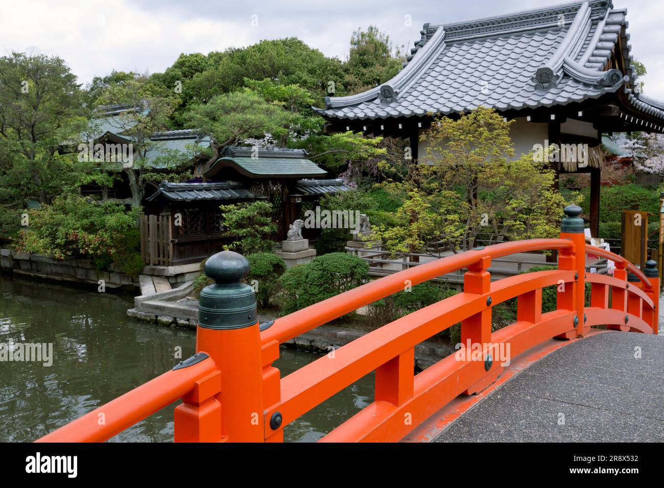 Kyoto shinsen en hi-res stock photography and images - Alamy