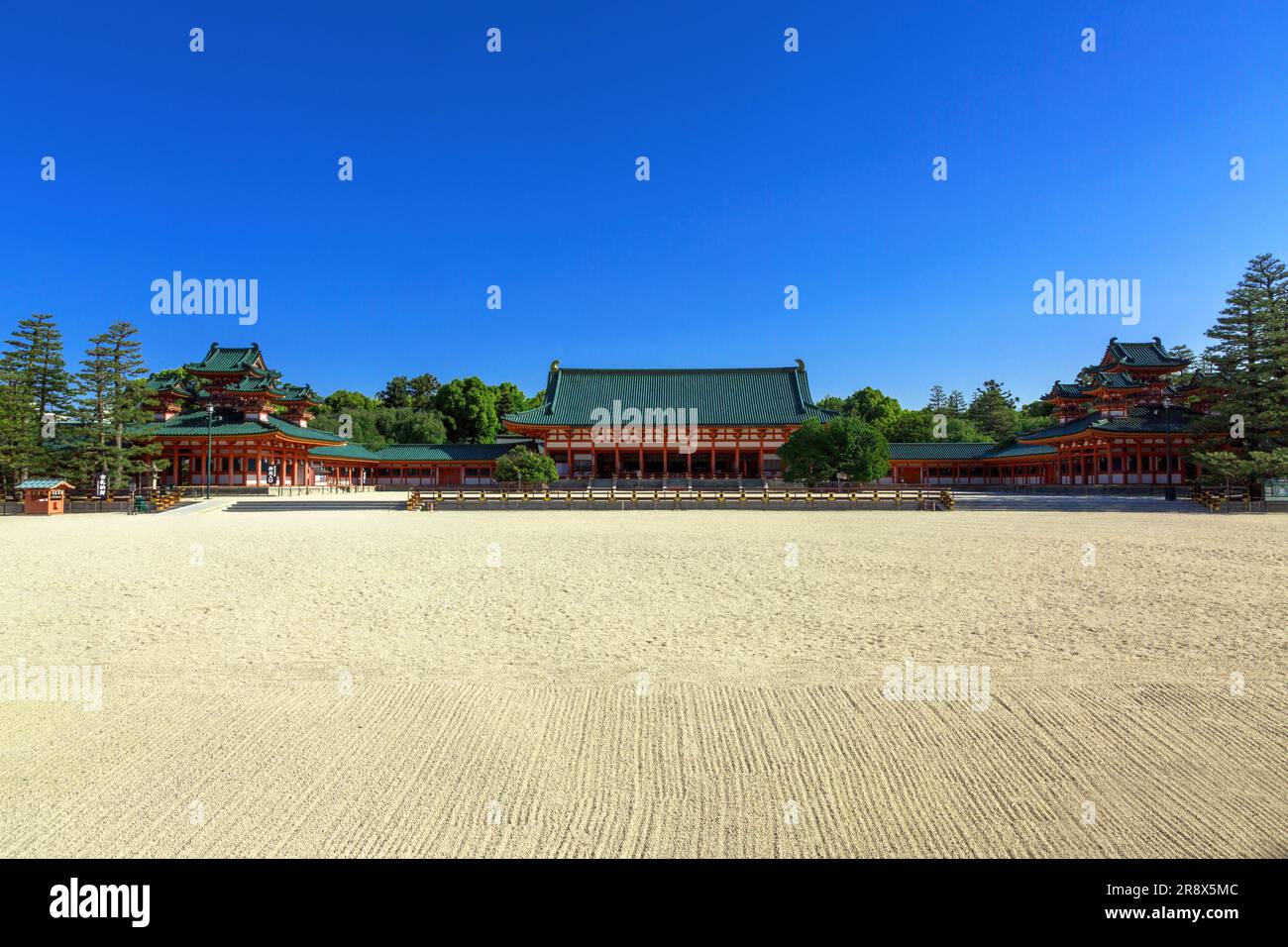 Okazaki shrine hi-res stock photography and images - Alamy