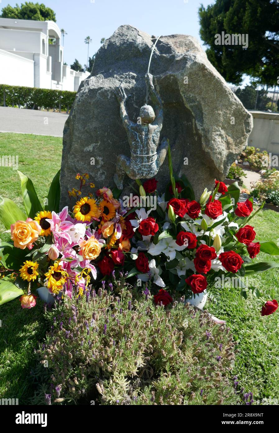 Los Angeles, California, USA 22nd June 2023 Director Tony Scott Grave in Garden of Legends at ...