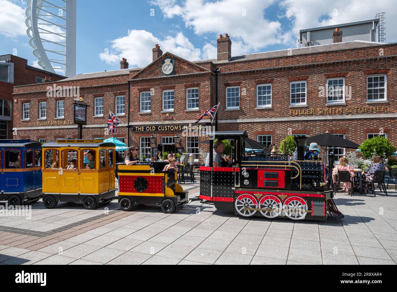 Miniature train ride hi-res stock photography and images - Alamy