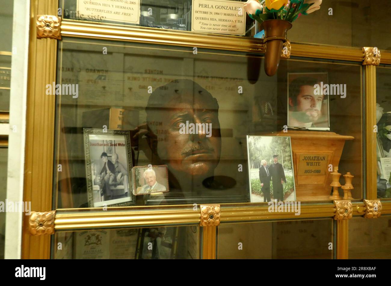 Los Angeles, California, USA 22nd June 2023 Actor David White Grave in ...