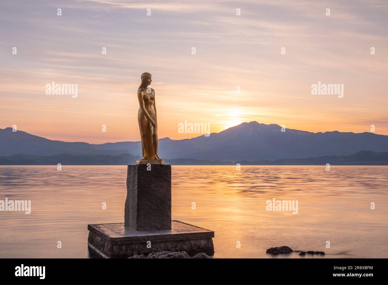 Tatsuko statue hi-res stock photography and images - Alamy