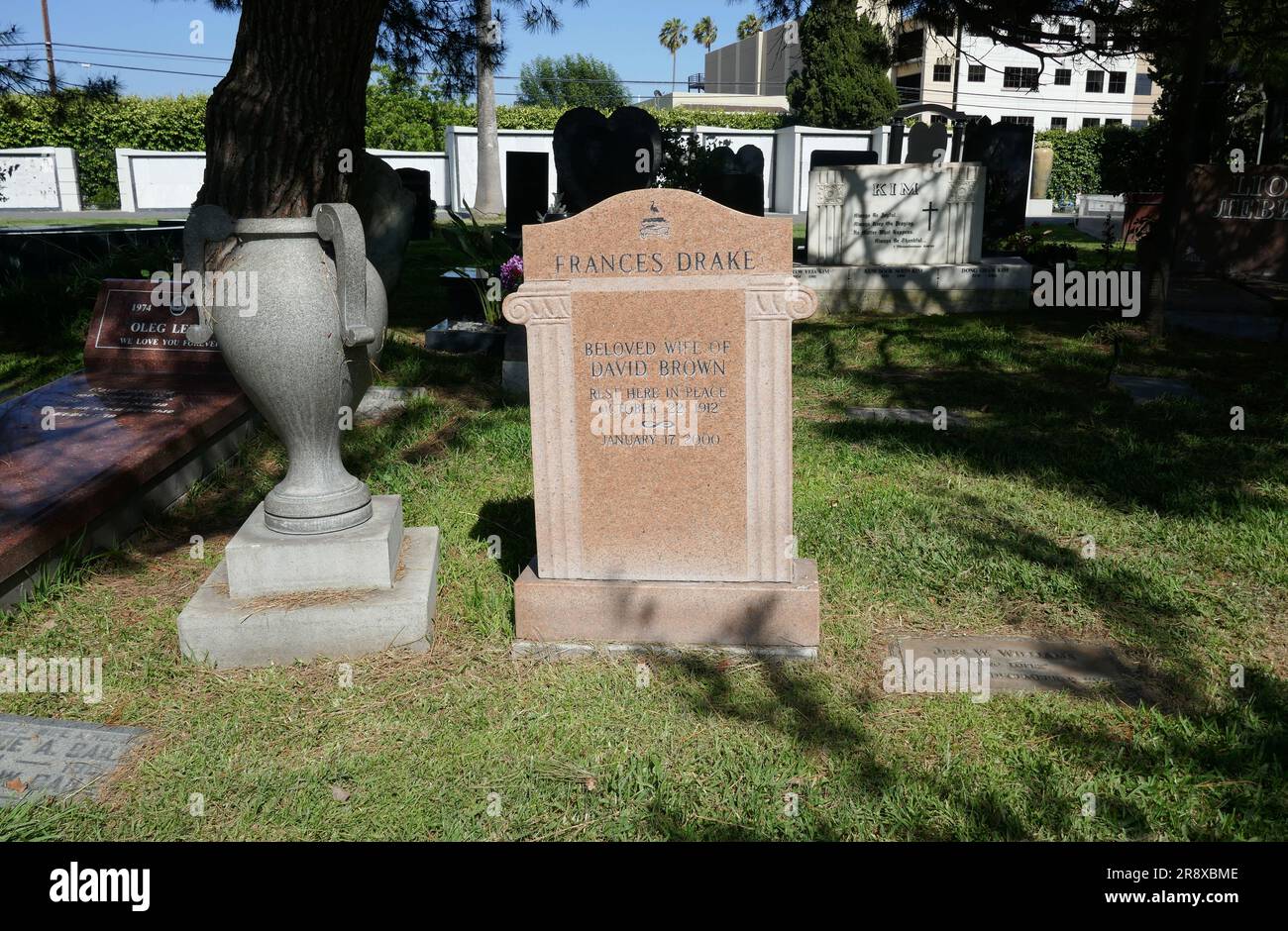 Los Angeles, California, USA 22nd June 2023 Actress Frances Drake Grave ...