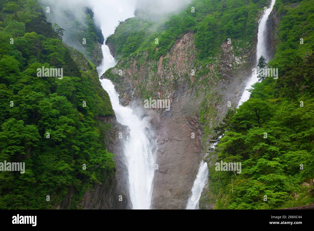 Shomyo falls hi-res stock photography and images - Alamy