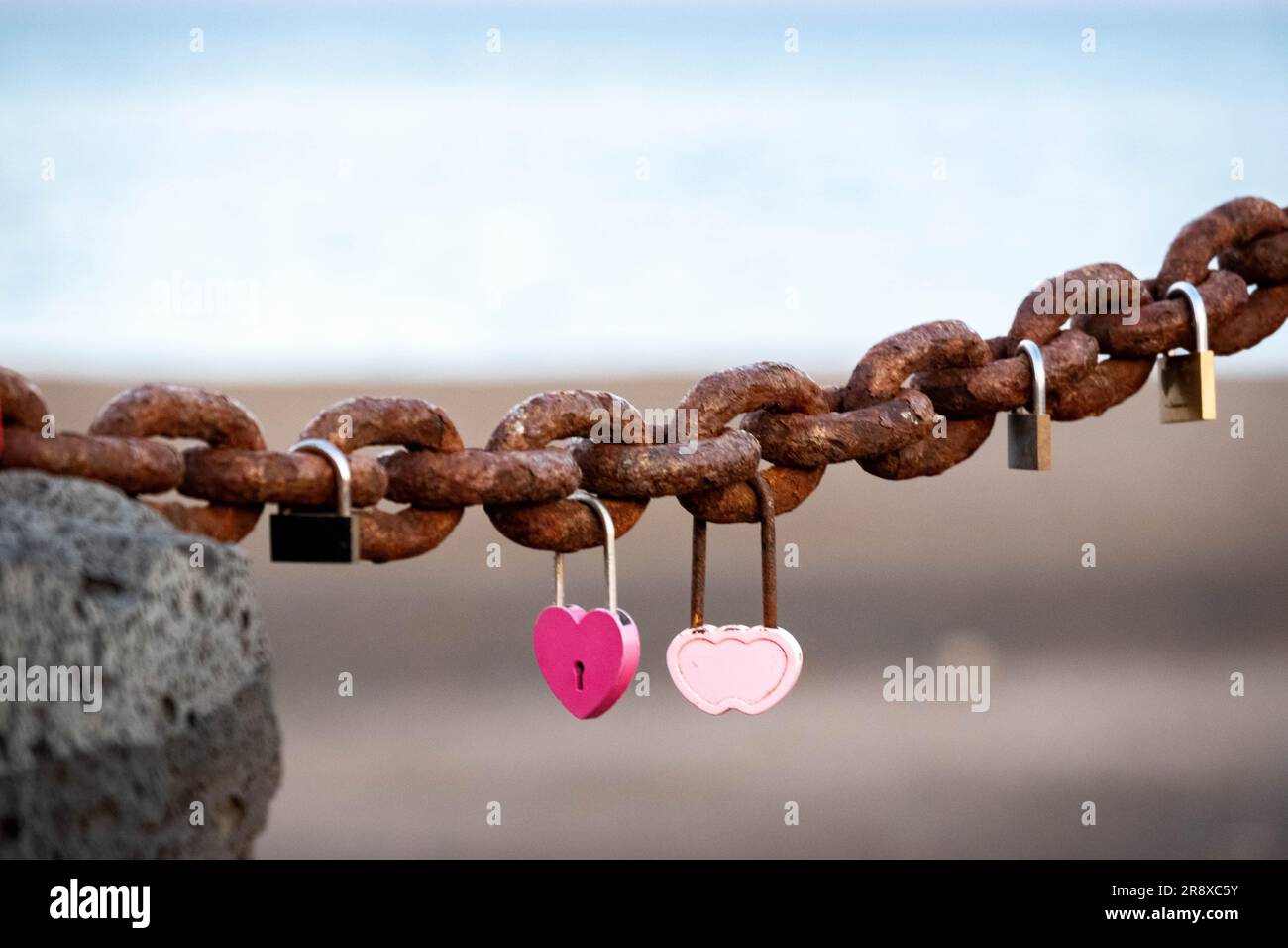 Love locks on beach hi-res stock photography and images - Alamy