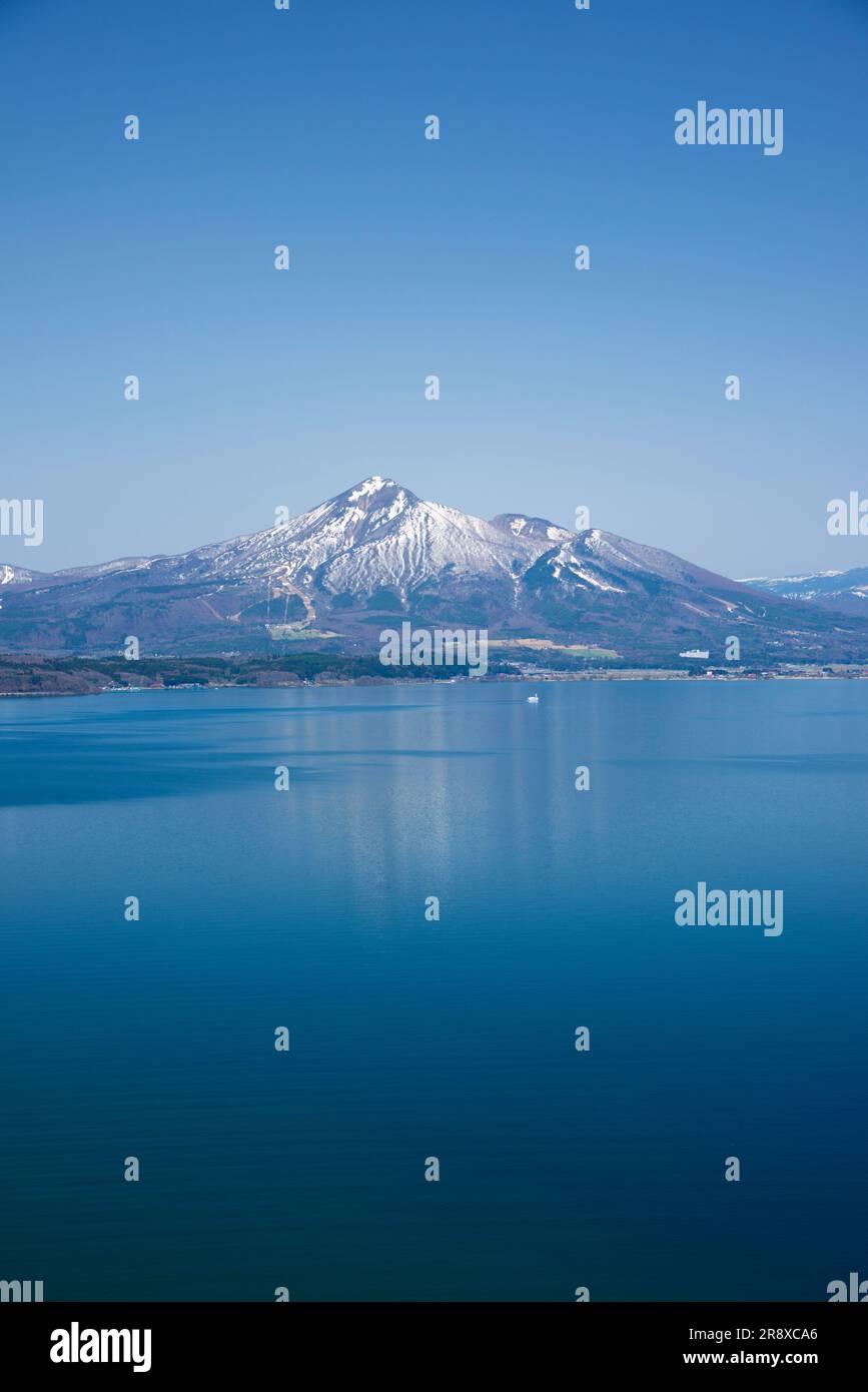 Mt. Bandai and Lake Inawashiro Stock Photo - Alamy