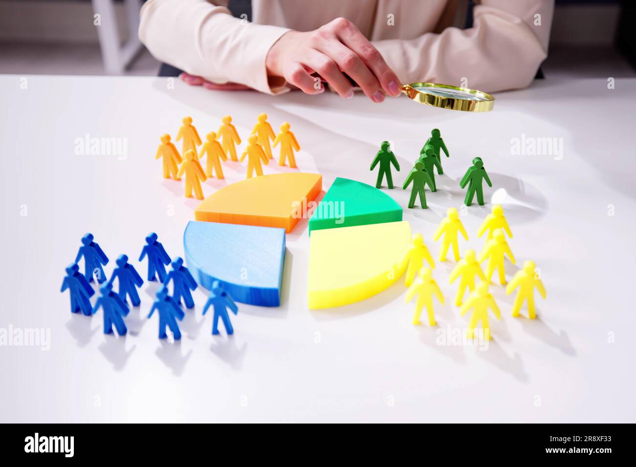 Business Customer Market Segment. Pawns Under Magnifier Glass Stock ...