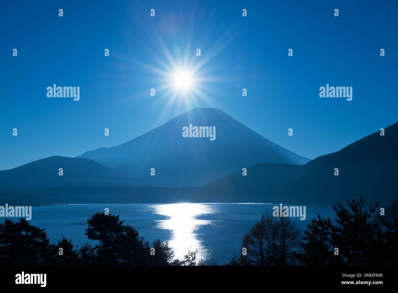 Lake Motosu, Mt.Fuji, and Sun Stock Photo - Alamy