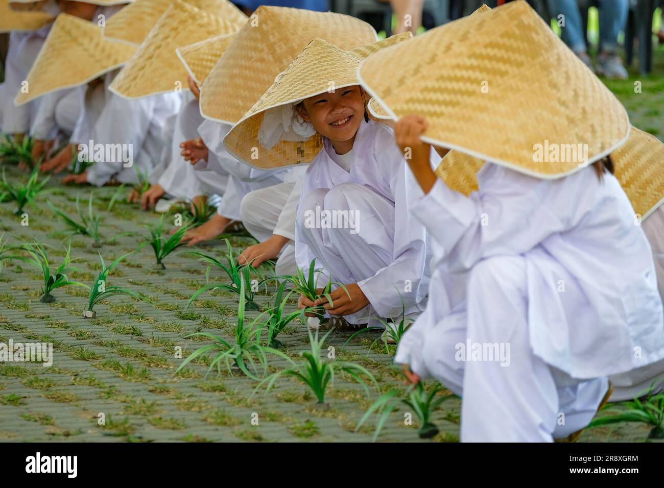 Korean traditional hat asia hi-res stock photography and images - Alamy