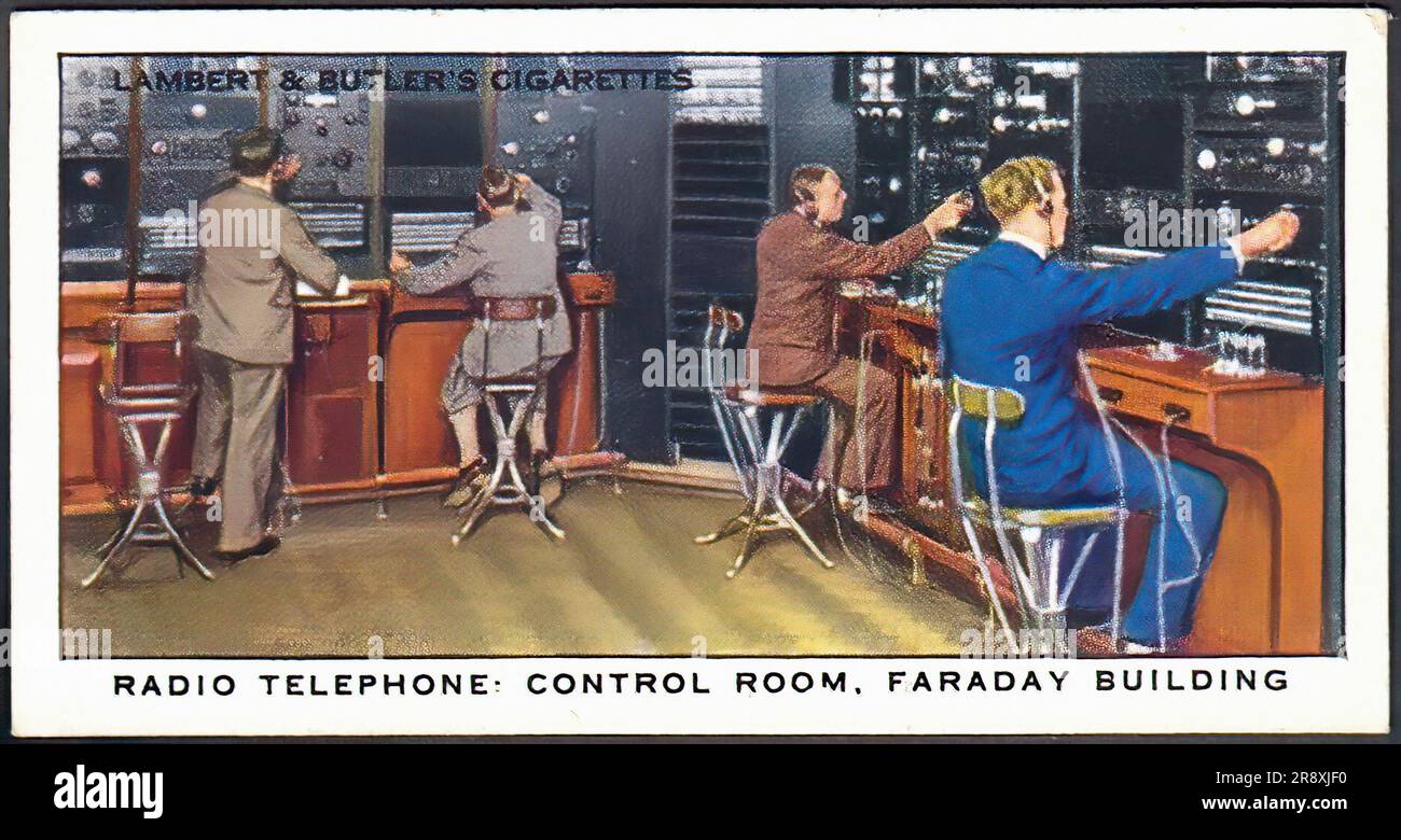 Vintage telephone room hi-res stock photography and images - Alamy
