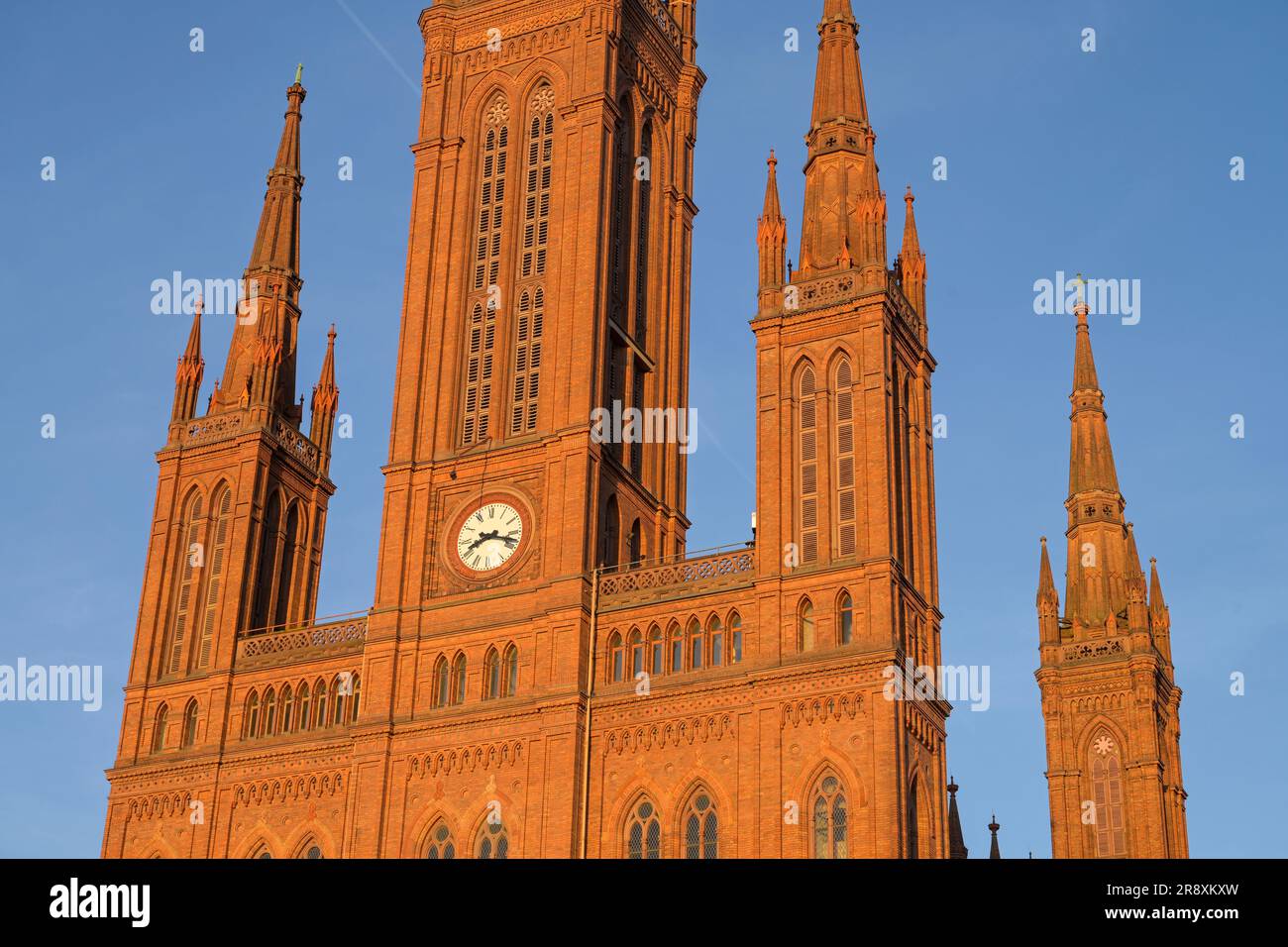 Wiesbadener kirche hi-res stock photography and images - Alamy