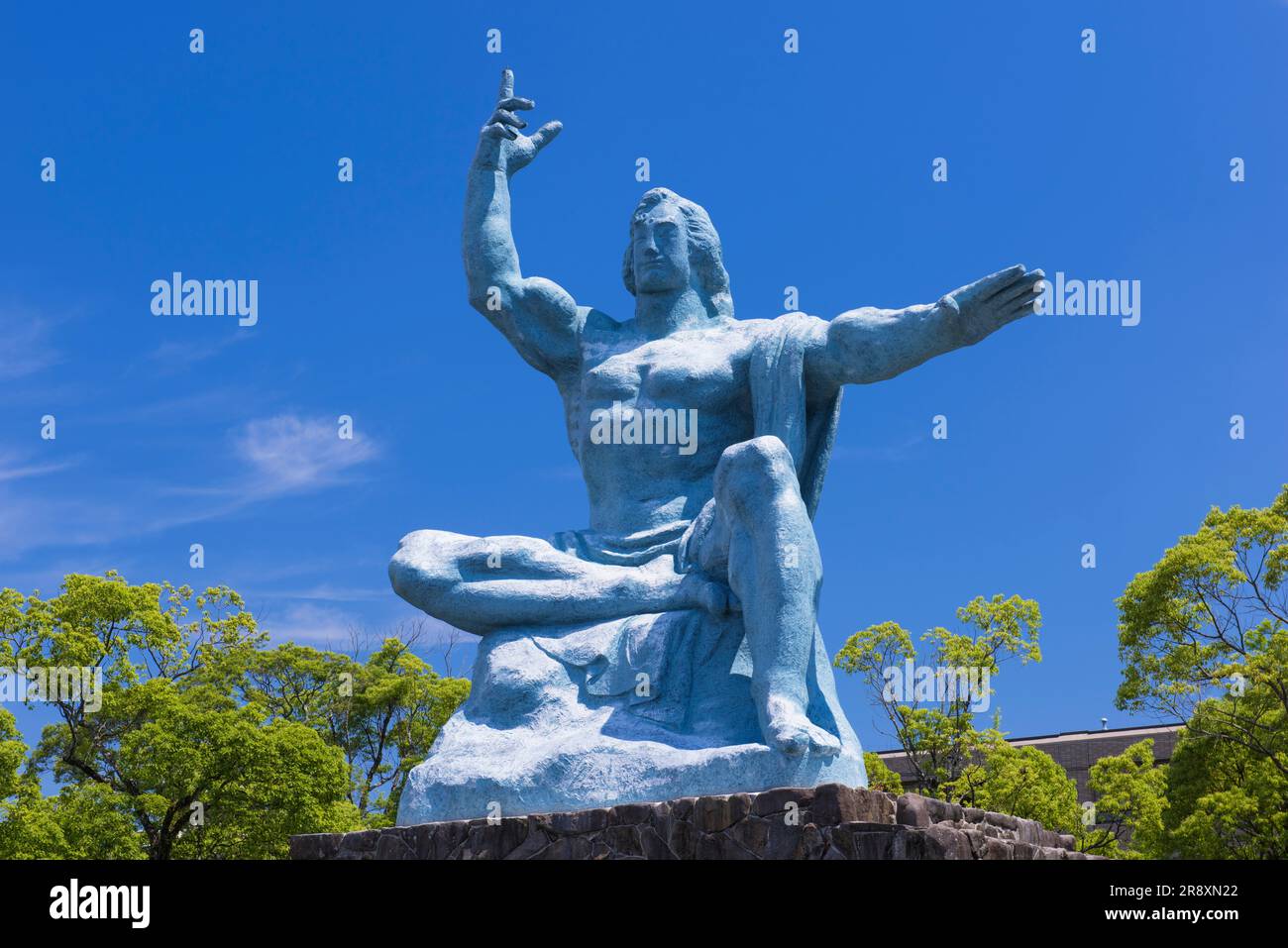 Commemoration statue hi-res stock photography and images - Alamy