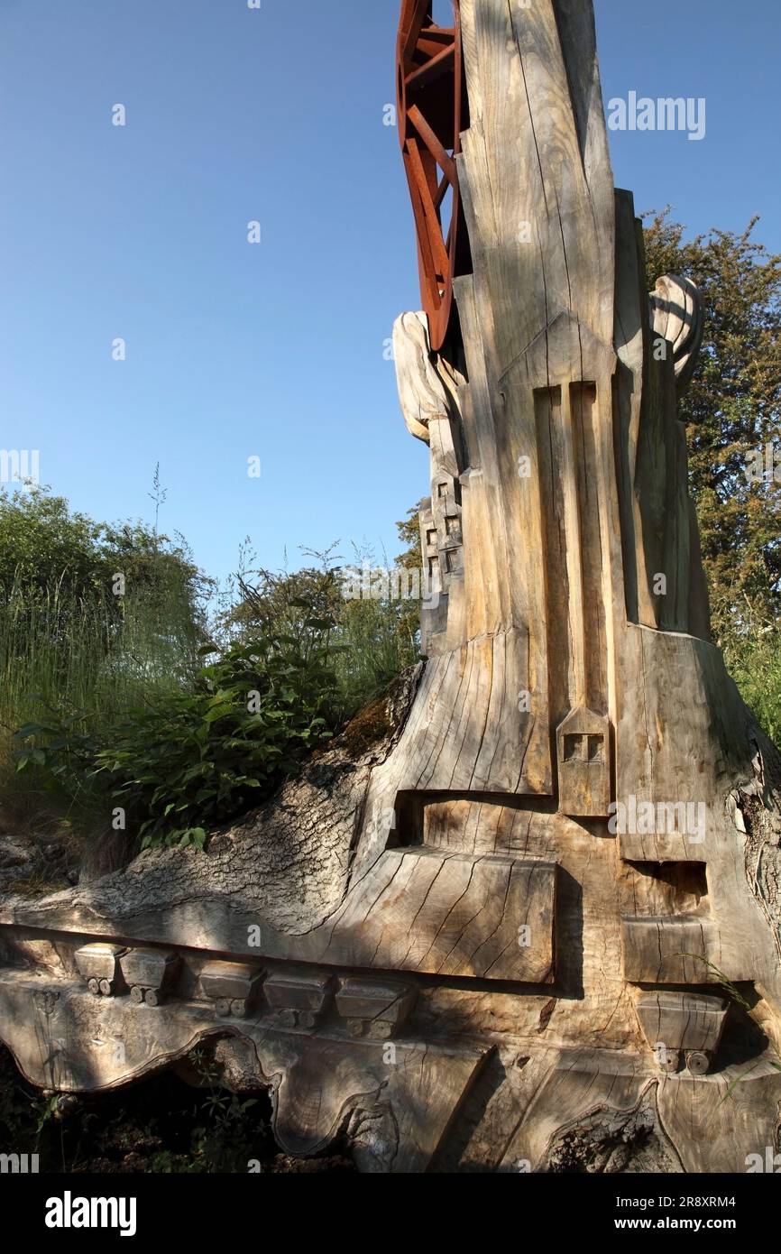Site of the small-scale abandoned Victorian Esk Valley / Holme House ...