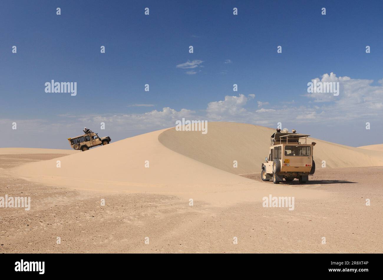 4x4 Tour vehicle in Sand Dunes, Skeleton Coast Camp, Wilderness Safaris ...