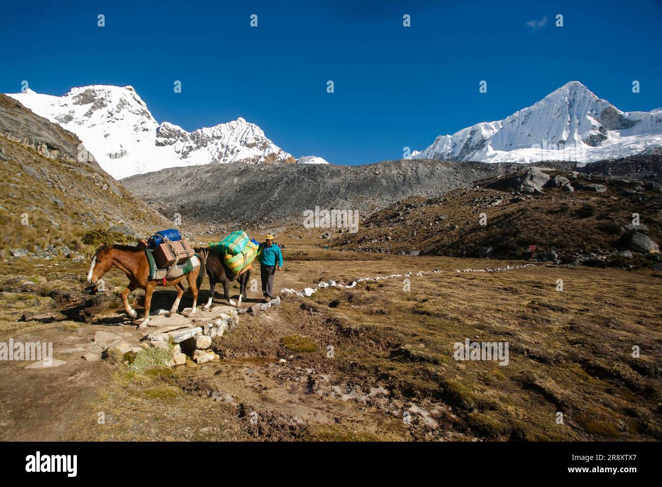 Pisco base camp hi-res stock photography and images - Alamy