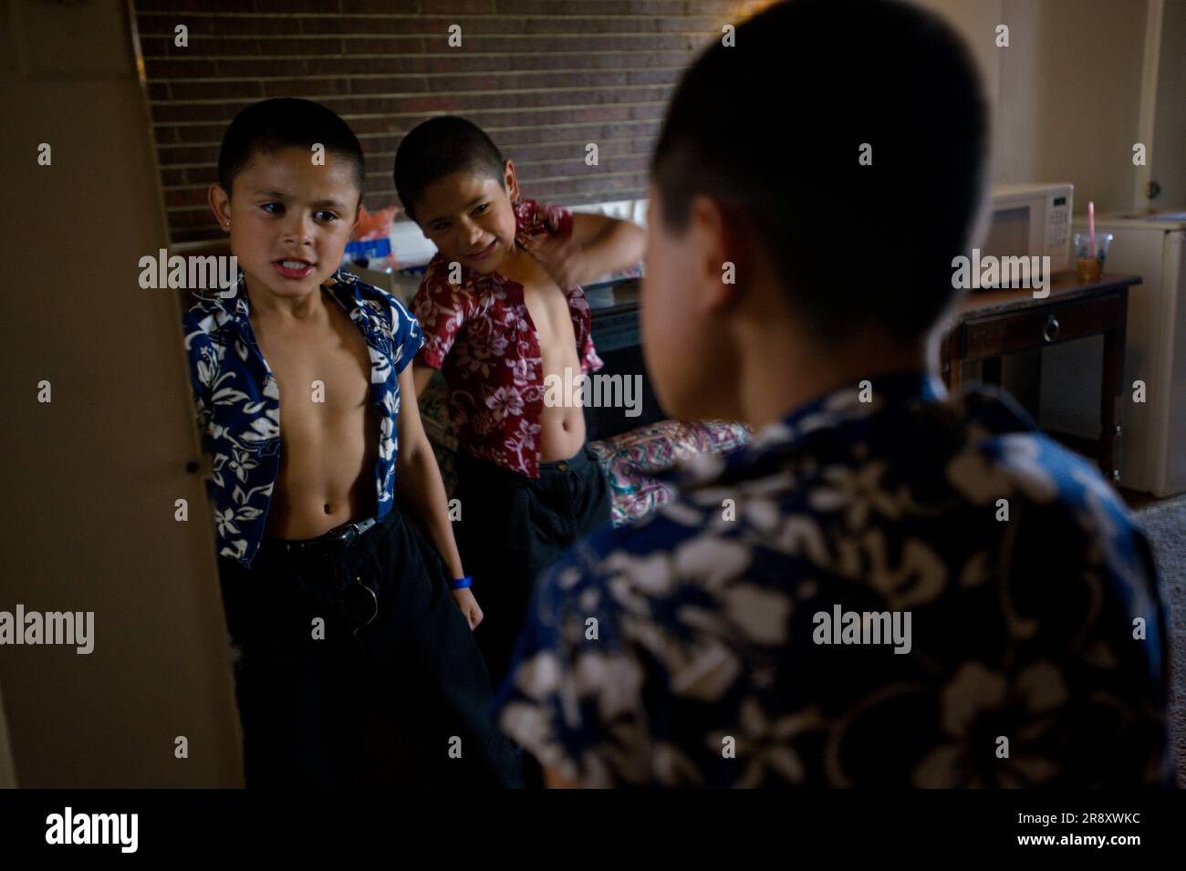 Gangsters boy hi-res stock photography and images - Alamy