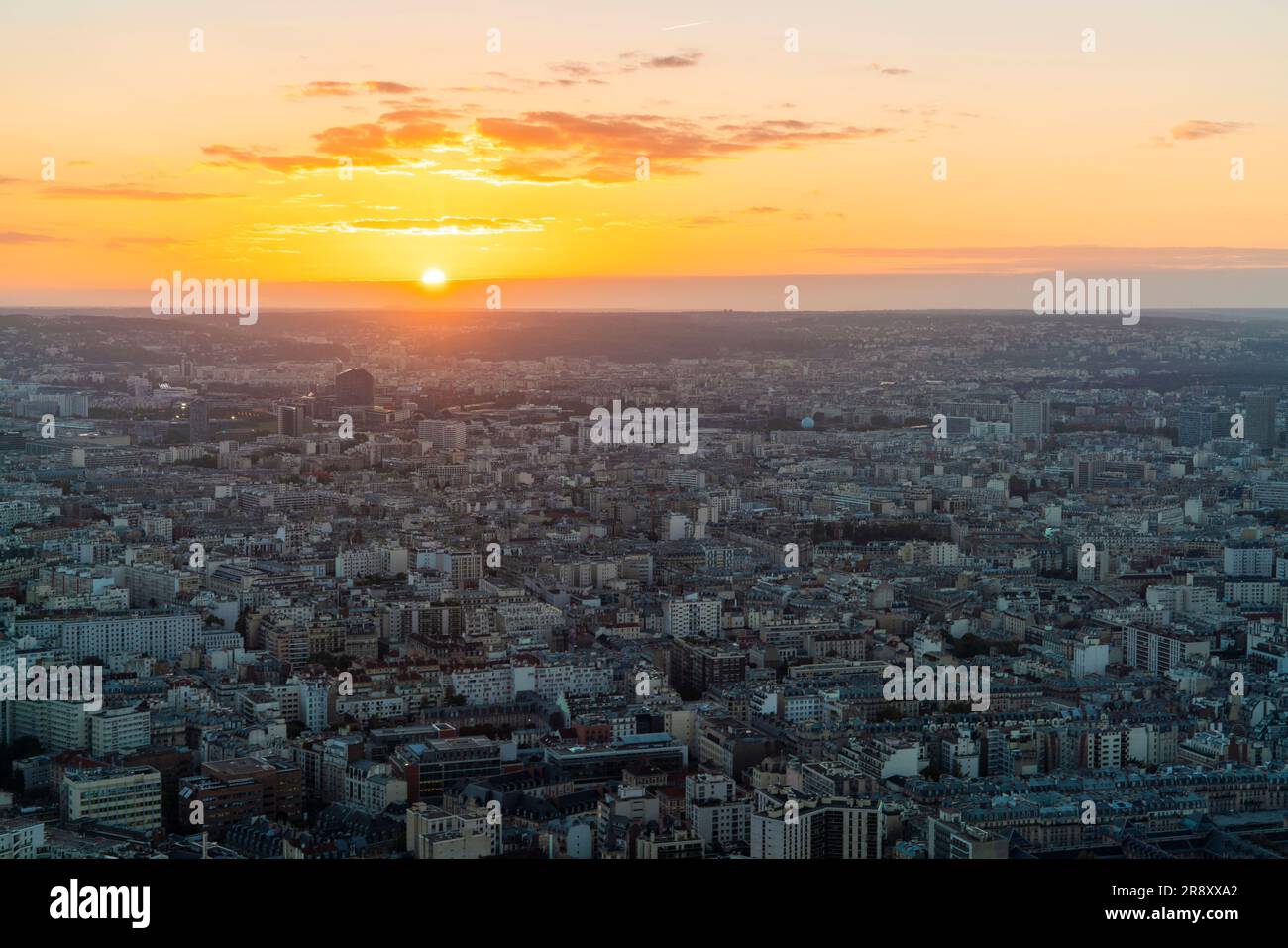 Aerial view of paris sunset hi-res stock photography and images - Alamy