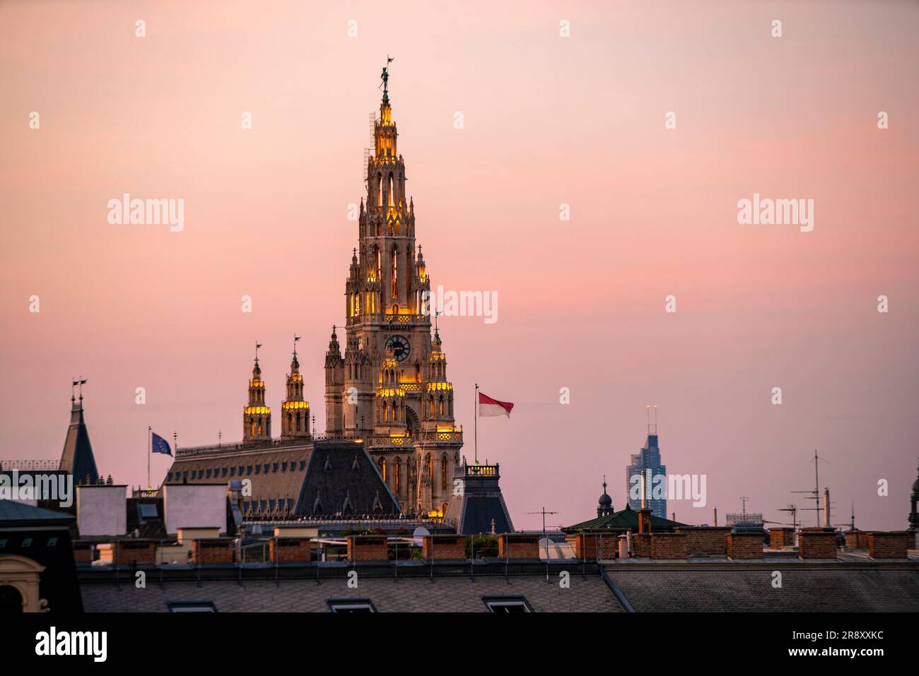 Vienna night nighttime lights hi-res stock photography and images - Alamy
