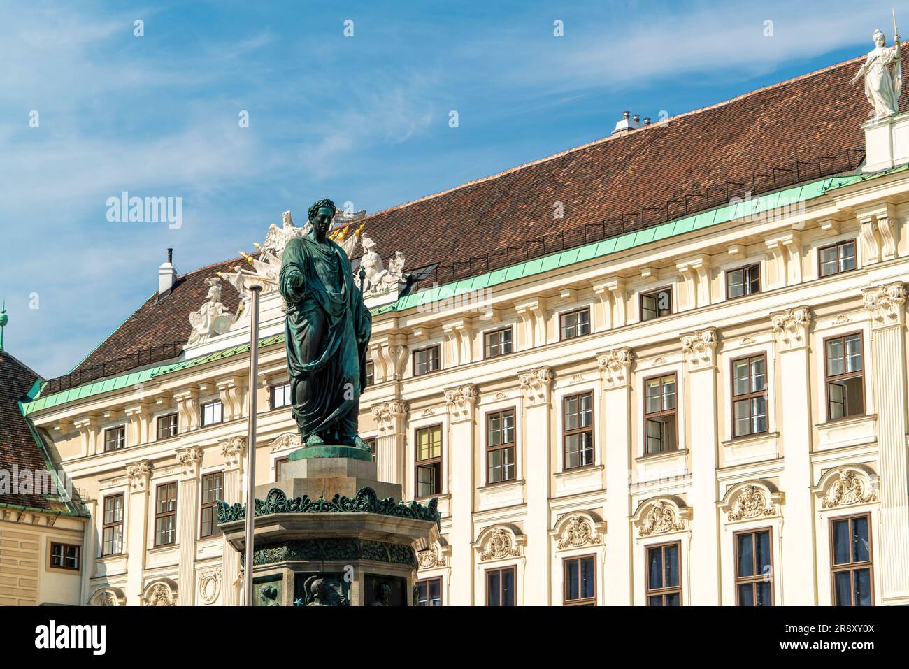 Hofburg and statue of Emperor Franz Joseph I, Vienna Stock Photo - Alamy