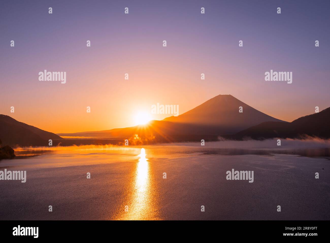 Lake Motosu, Mt.Fuji, and rising sun Stock Photo - Alamy